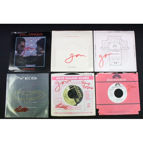 Vinyl & Autographs - 14 Yes and members singles signed by members of ...
