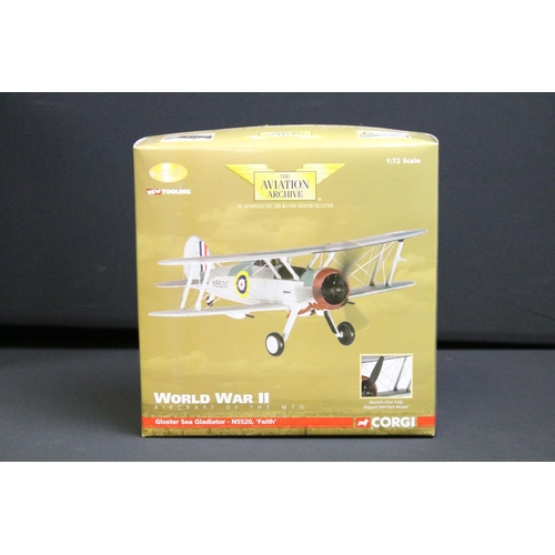 Collection of 11 boxed Corgi Aviation Archive diecast model planes to ...