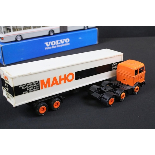 Five 1/50 diecast model haulage models to include boxed NZG Volvo B10M ...