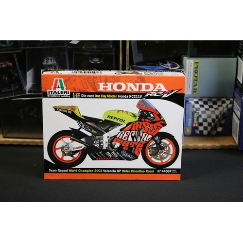 41 Carded / boxed diecast model Motorbikes featuring Atlas Edition ...