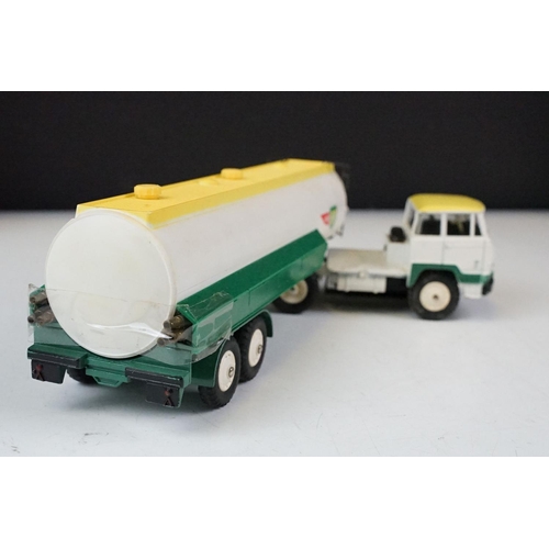Two boxed Dinky Supertoys 887 Unic Tractor with Air BP Tanker diecast ...