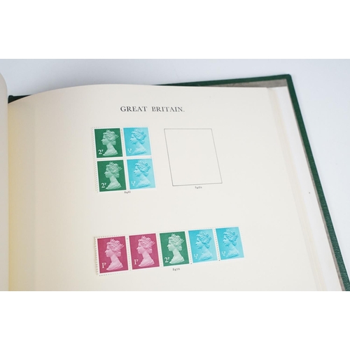 Three Stanley Gibbons Windsor albums housing a quantity of mint British ...