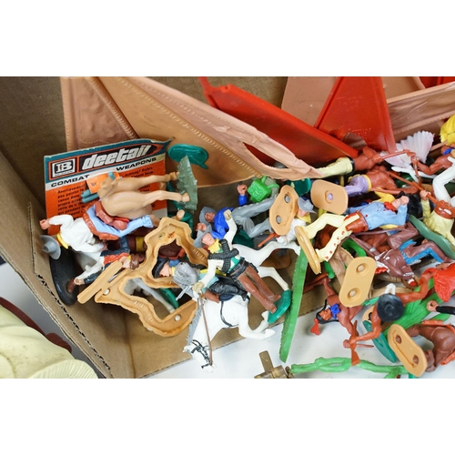 Collection of plastic Wild West figures to include Timpo and Britains ...