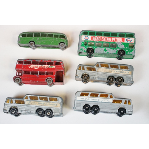32 Mid 20th C Onwards diecast model buses featuring Dinky, Budgie Toys ...