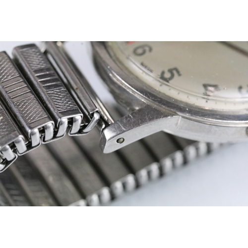 Two vintage gents mechanical wristwatches to include Garrard and Roidor ...