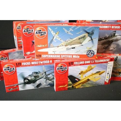 39 Boxed & unbuilt 1/72 scale Airfix plastic model kits to include ...