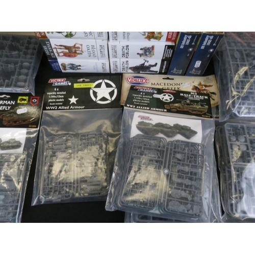 Ex Shop Stock War Gaming - 18 boxed / bagged plastic kits to include 8 ...
