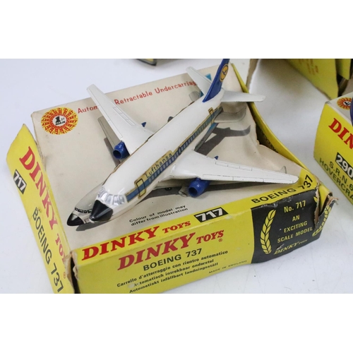 Five boxed Dinky diecast models to include 290 SRN 6 Hovercraft, 717 ...