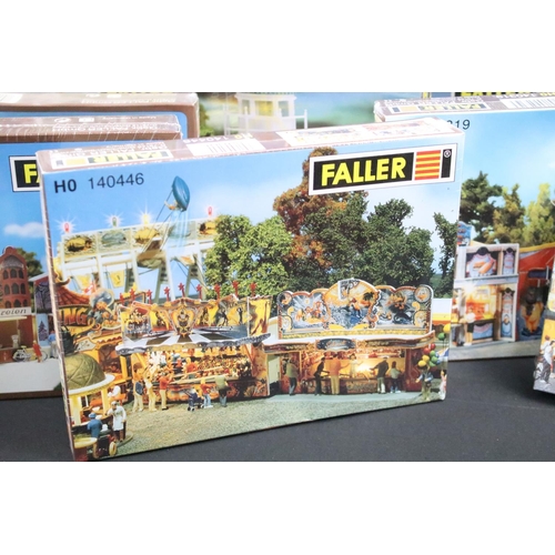18 Boxed & sealed Faller HO gauge fairground model kits to include ...
