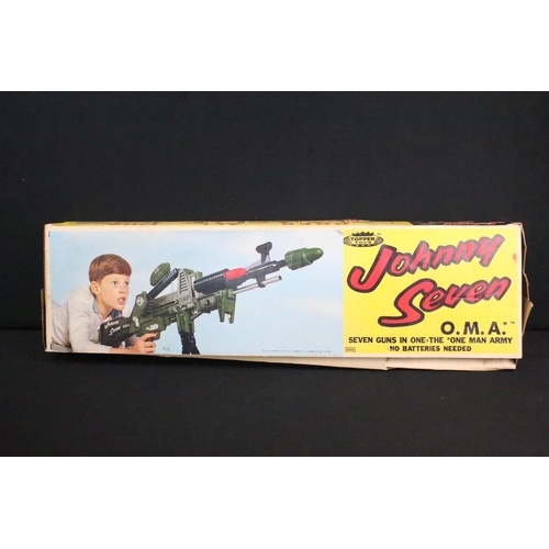 Boxed Topper Toys Johnny Seven "OMA" One Man Army Rifle with gun with 1 ...
