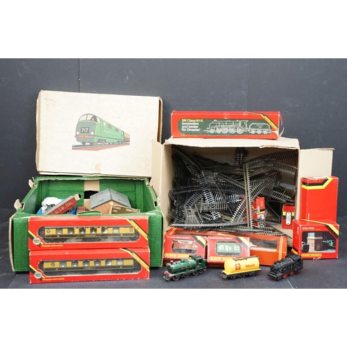 Quantity of OO gauge model railway to include boxed Hornby SR Class N15 ...