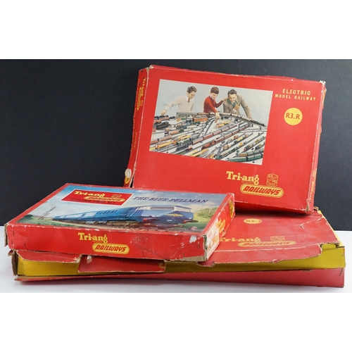 Three boxed Triang OO gauge train sets to include RS52 Blue Pullman ...