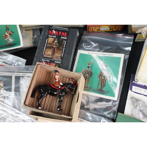 Collection of boxed / unboxed metal figures featuring Art Girona ...