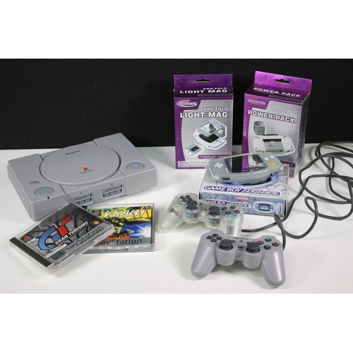 Retro Gaming - Quantity of mixed games consoles and accessories to ...