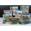 26 Boxed 1/72 and plastic model figure kits to include Revell 02584 ...