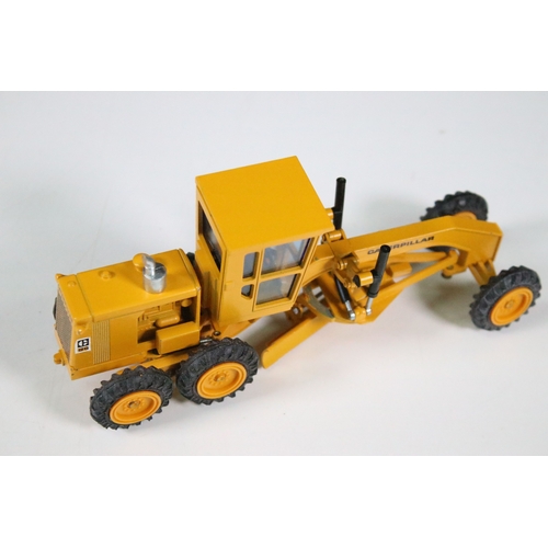 Three boxed NZG Modelle construction diecast models to include No. 122 ...