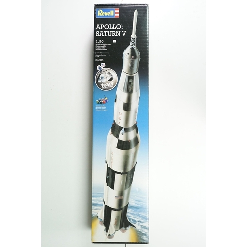 Boxed Revell 1/96 04805 Apollo Saturn V plastic model kit, unbuilt and ...