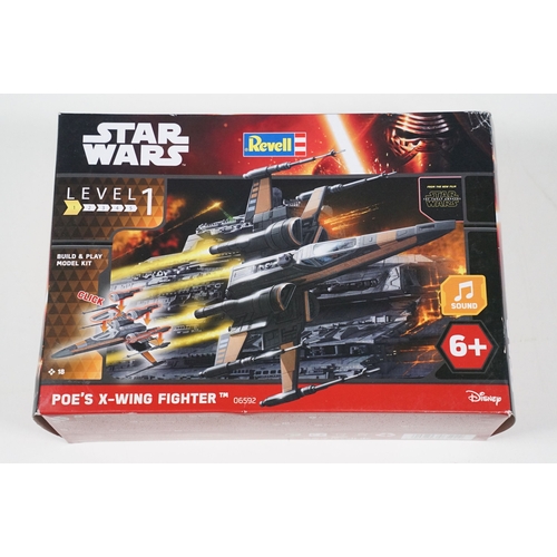 Five boxed plastic model kits featuring 3 x Revell Star Wars kits (Poe ...