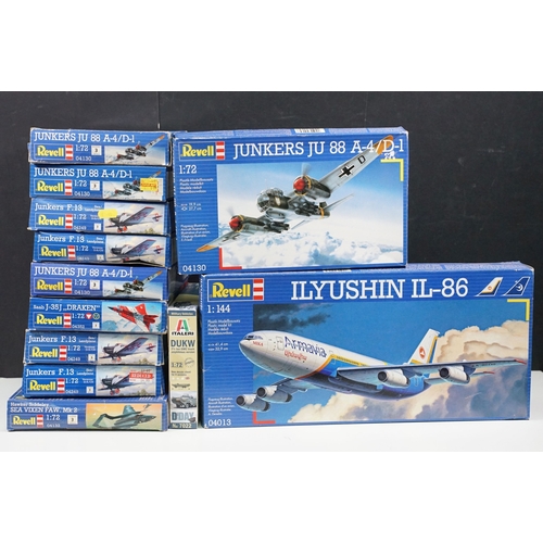 12 Boxed 1/72-1/144 plastic model kits to include 11 x Revell examples ...