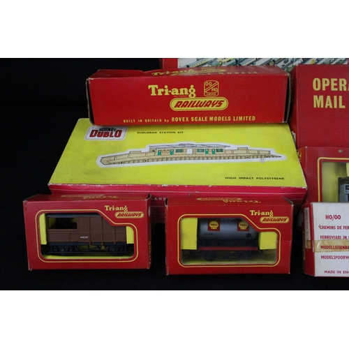 Collection of boxed Triang OO gauge model railway to include R3R set ...