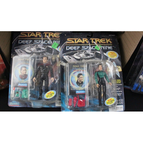 28 Carded Playmates Star Trek figures featuring 9 x Classic Star Trek ...