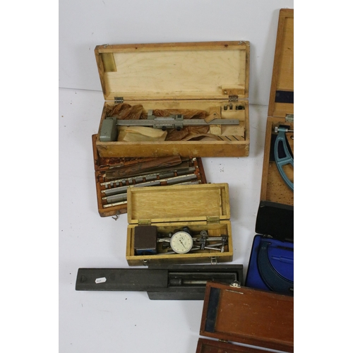 Collection of 20th century vintage engineering items to include gauge ...