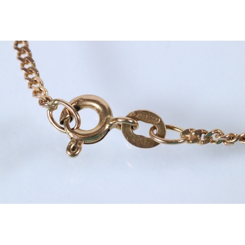 Collection of 9ct gold chains to include a fine curb link chain (marked ...