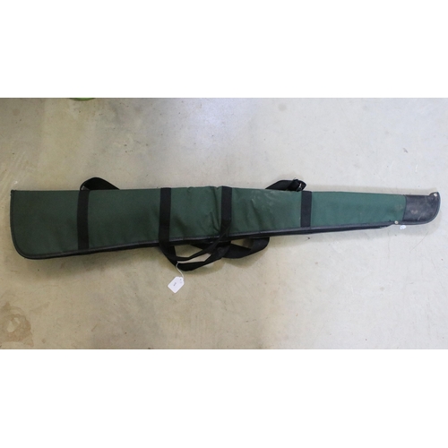 Free standing metal gun case / cabinet with rifle carrying bag ...