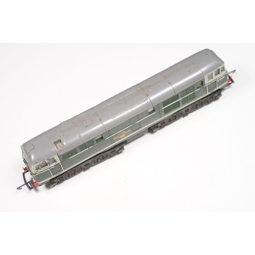 Three Triang TT locomotives to include Tintagel Castle, D5501 BR Diesel ...
