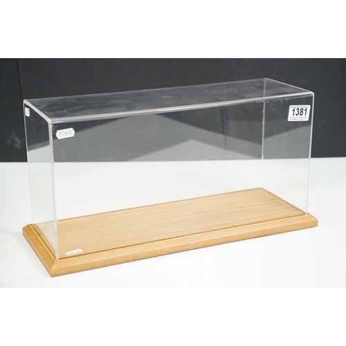 Boxed ltd edn Sun Star 1/24 RMC 1453 - 453 CLT: The Original Green Line ...