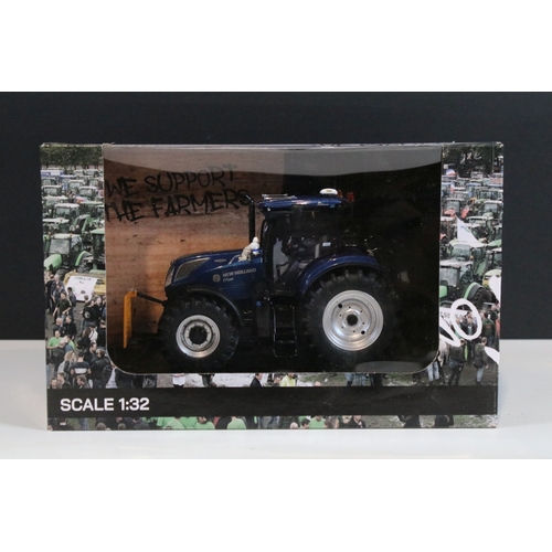 Boxed Universal Hobbies 1/32 New Holland T7.225 Blue Power We Support ...