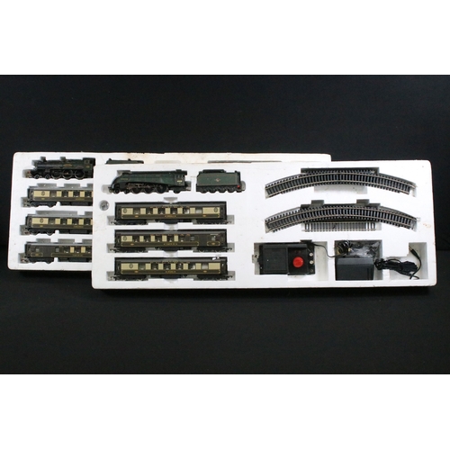 Two Hornby OO gauge electric train sets to include Golden Plover set ...