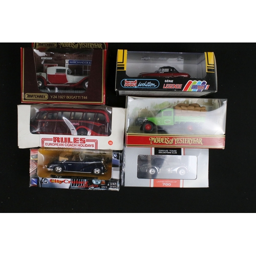 37 Boxed diecast models to include 7 x Vanguards, Corgi 470 Disneyland ...