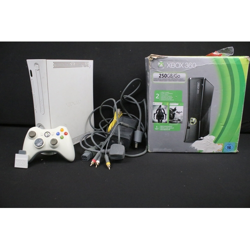 Gaming - Boxed Xbox 360 games console with controller and power supply ...