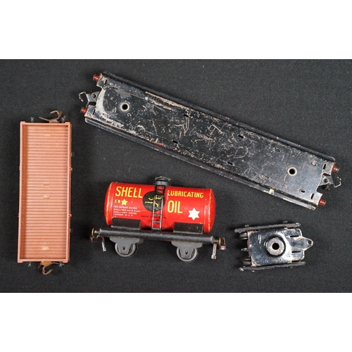 12 Boxed Triang OO gauge items to include R50 4-6-2 Princess Loco Black ...