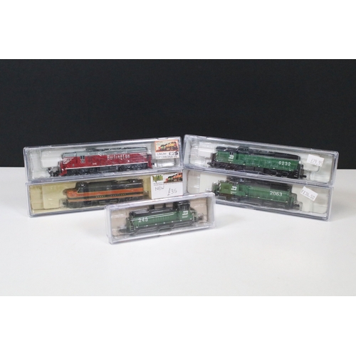 Five cased Life Like N gauge locomotives to include 7745 N SD7 Loco CB&Q #346, 7446 FA1 Locomotive G