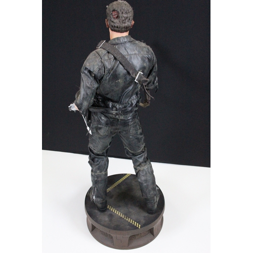 Boxed Sideshow Collectibles T800 Terminator 2 Battle Damaged Premium ...