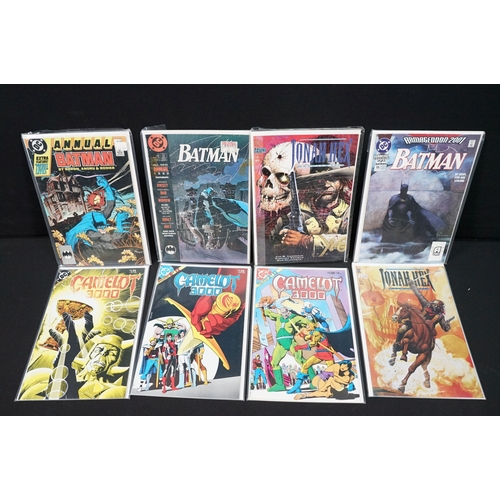 Comics - Around 260 comics to include DC Comics, Dark Horse, Vertigo ...