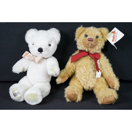 Collection of various Mid 20th C onwards teddy bears to include ...