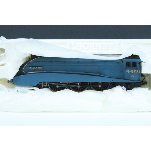 Three boxed Hornby OO gauge locomotives to include R2275 BR 0-6-0 Dean ...