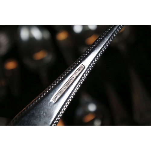 Eight person canteen of Arthur Price silver plated cutlery housed with ...