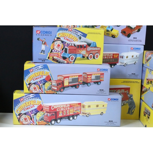 19 Boxed Corgi Chipperfield Circus diecast models to include 31703 ...