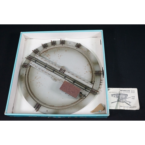 Two boxed Marklin HO gauge accessories to include 7189 Turntable and ...