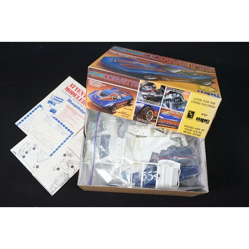 12 Boxed plastic model kits to include Revell 1270 Lincoln Futura ...
