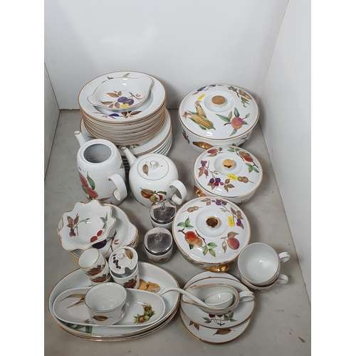 A quantity of Royal Worcester Evesham pattern and Royal Worcester Wild ...