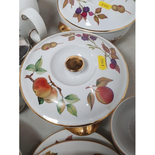 A quantity of Royal Worcester Evesham pattern and Royal Worcester Wild ...