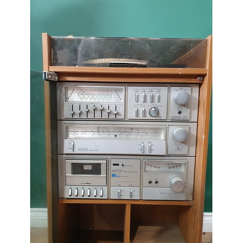 An Amstrad TS80 Stacking HiFi system. (R7).