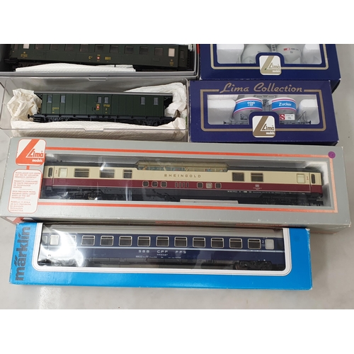 A collection of Swiss HO scale Rolling Stpck including Marklin 4235 CFF ...