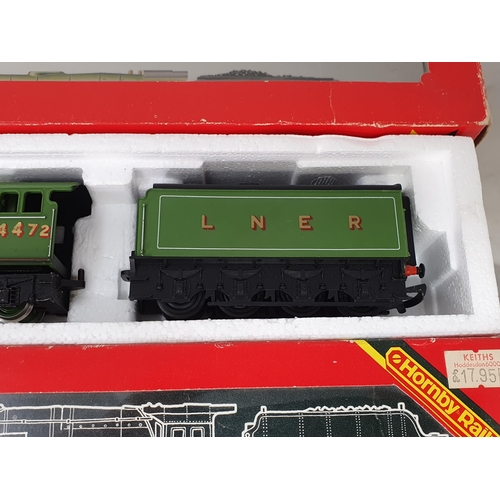 A boxed Hornby 00 gauge R845 A3 'Flying Scotsman' and a boxed R066 ...
