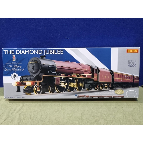 A boxed Hornby 00 Diamond Jubilee of Her Majesty Queen Elizabeth II Set ...